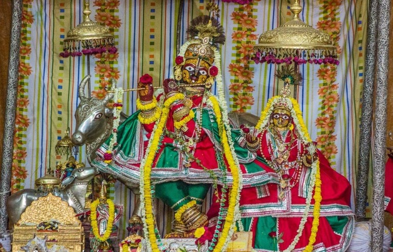 The Spiritual location; Govind Dev Ji Temple - Jaipur Explore